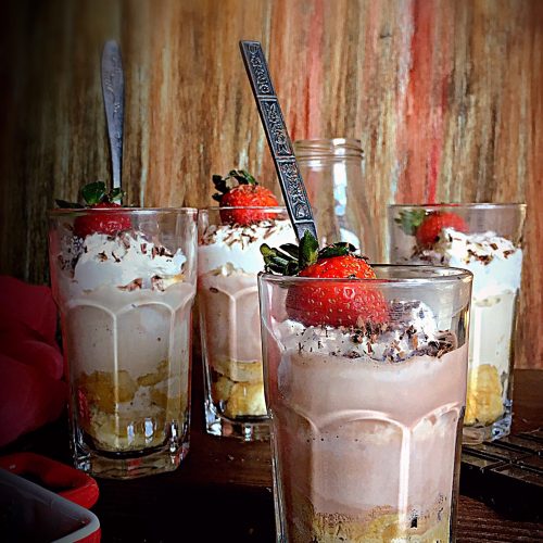 Tiramisu Sundae - An Italian Inspired Icecream Sundae that is quick and ...